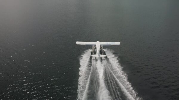 Experience a seaplane flight - Horizon Sun Charters | Travel Anywhere ...