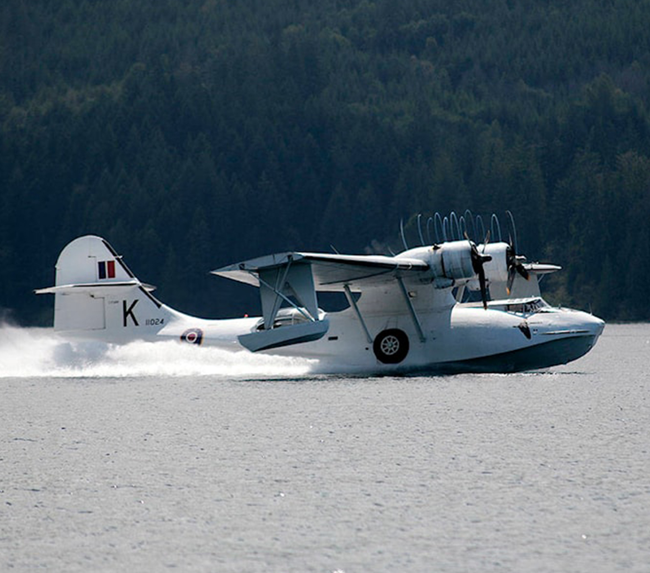 Seaplane Charter to Island resorts - Ultimate Luxury Travel